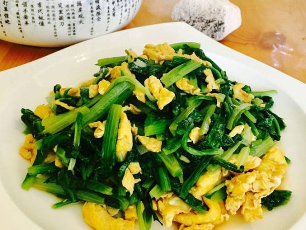 油麦菜炒鸡蛋怎么做_油麦菜炒鸡蛋的营养价值-第2张图片-山城妙识 油麦菜炒鸡蛋怎么做_油麦菜炒鸡蛋的营养价值-第2张图片-山城妙识