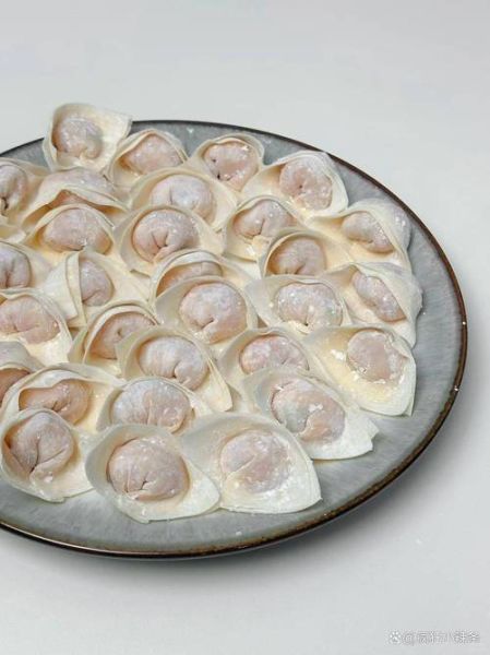 馄饨肉馅怎么调好吃又嫩_馄饨肉馅嫩滑秘诀-第2张图片-山城妙识