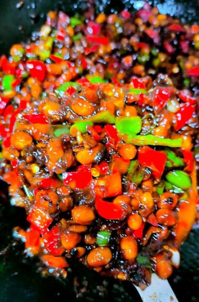辣椒黄豆酱怎么做才好吃_家常做法窍门-第1张图片-山城妙识 辣椒黄豆酱怎么做才好吃_家常做法窍门-第1张图片-山城妙识
