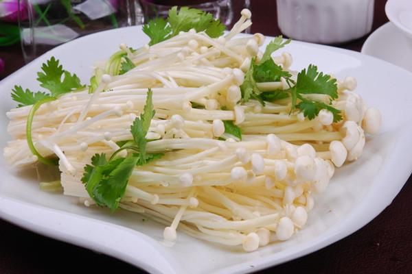 孕妇可以吃金针菇吗_金针菇对胎儿好吗-第3张图片-山城妙识 孕妇可以吃金针菇吗_金针菇对胎儿好吗-第3张图片-山城妙识