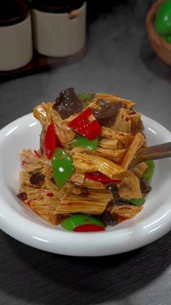 烧腐竹配什么菜_烧腐竹搭配什么蔬菜好吃-第3张图片-山城妙识 烧腐竹配什么菜_烧腐竹搭配什么蔬菜好吃-第3张图片-山城妙识