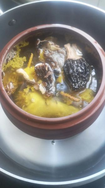 黑松露炖汤怎么做_黑松露炖汤做法大全-第3张图片-山城妙识 黑松露炖汤怎么做_黑松露炖汤做法大全-第3张图片-山城妙识