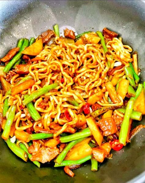 豆角肉焖面怎么做_豆角肉焖面怎么做好吃-第1张图片-山城妙识 豆角肉焖面怎么做_豆角肉焖面怎么做好吃-第1张图片-山城妙识