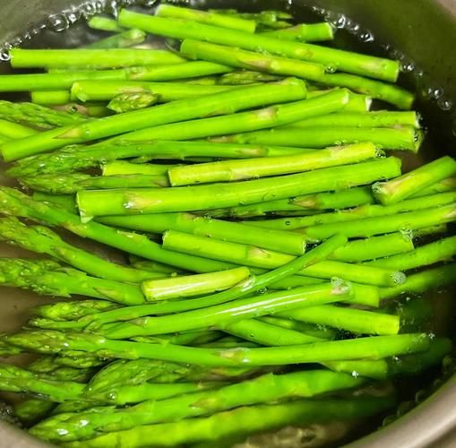 芦笋怎么做好吃_芦笋怎么吃最有营养-第3张图片-山城妙识