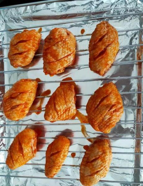 奥尔良鸡翅怎么腌制入味_奥尔良腌料比例-第1张图片-山城妙识 奥尔良鸡翅怎么腌制入味_奥尔良腌料比例-第1张图片-山城妙识