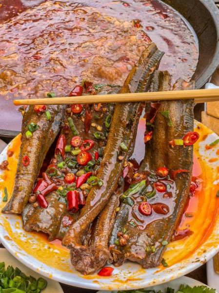 鳝鱼火锅怎么做_鳝鱼火锅底料怎么配-第2张图片-山城妙识