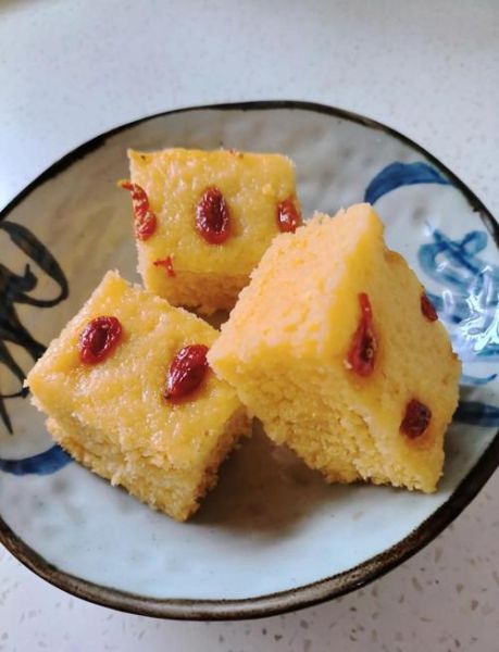 玉米面发糕怎么做_玉米面发糕配方比例-第1张图片-山城妙识 玉米面发糕怎么做_玉米面发糕配方比例-第1张图片-山城妙识