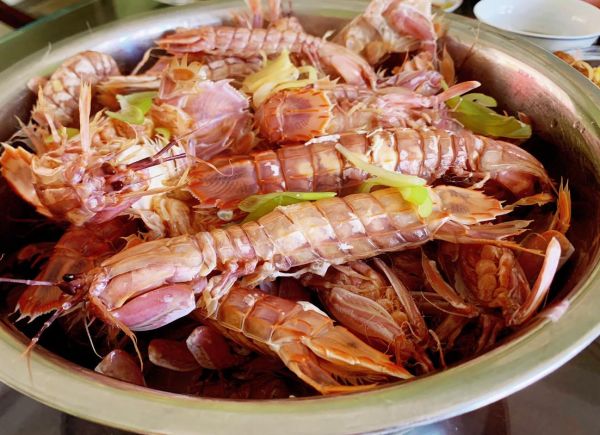 皮皮虾怎么煮好吃又简单_水煮还是清蒸-第2张图片-山城妙识 皮皮虾怎么煮好吃又简单_水煮还是清蒸-第2张图片-山城妙识