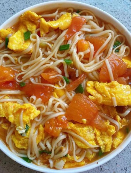 番茄蛋汤面怎么做_番茄蛋汤面热量高吗-第1张图片-山城妙识