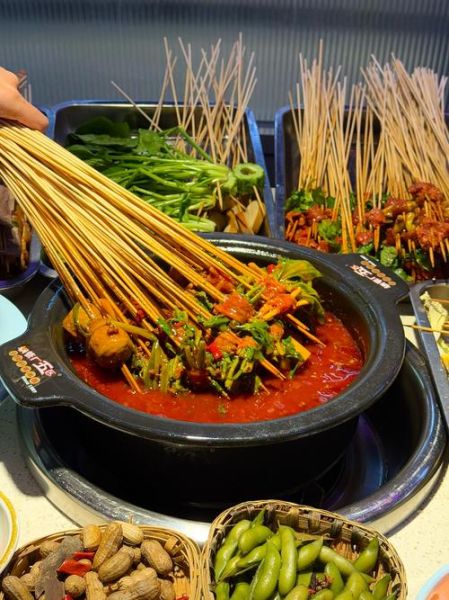 小郡肝串串香总店在哪_人均消费多少钱-第1张图片-山城妙识 小郡肝串串香总店在哪_人均消费多少钱-第1张图片-山城妙识