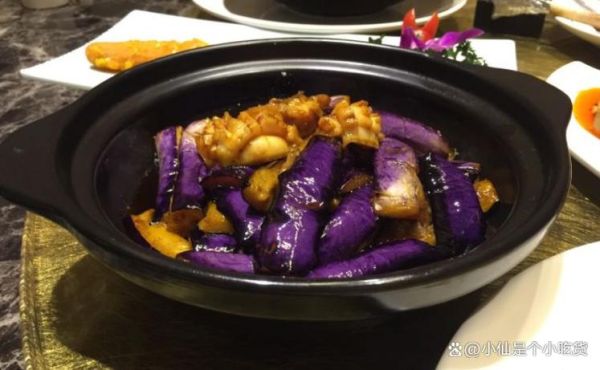 鲍鱼炖茄子怎么做_鲍鱼炖茄子家常做法-第1张图片-山城妙识