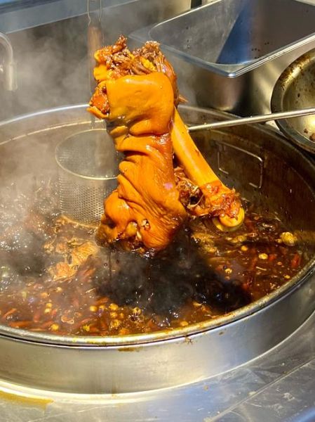 牛蹄皮怎么做好吃_牛蹄皮的做法大全-第1张图片-山城妙识