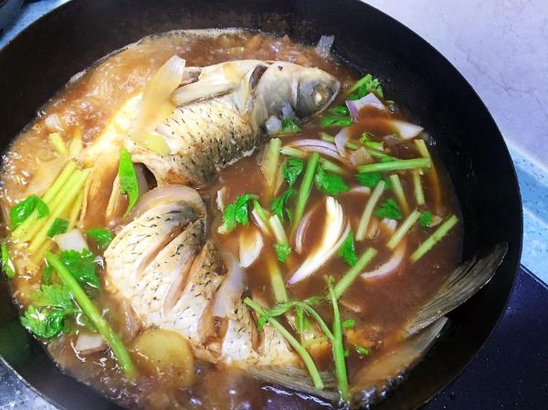 鱼汤怎么做不腥_家常鱼汤视频教程-第2张图片-山城妙识