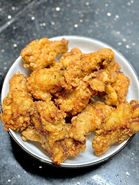 炸鸡翅要炸多久_炸鸡翅炸几分钟才熟-第1张图片-山城妙识 炸鸡翅要炸多久_炸鸡翅炸几分钟才熟-第1张图片-山城妙识