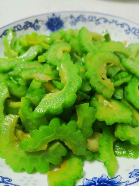 苦瓜怎么炒不苦_苦瓜做法大全-第3张图片-山城妙识