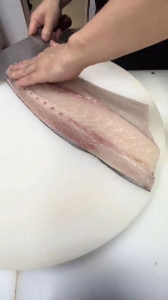 怎么切鱼片_鱼片怎么切才不散-第1张图片-山城妙识 怎么切鱼片_鱼片怎么切才不散-第1张图片-山城妙识