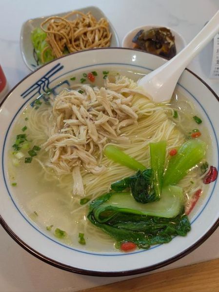 鸡汤面图片大全_如何拍摄诱人鸡汤面-第3张图片-山城妙识 鸡汤面图片大全_如何拍摄诱人鸡汤面-第3张图片-山城妙识