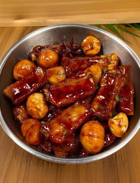 板栗焖排骨怎么做_板栗焖排骨要焯水吗-第2张图片-山城妙识 板栗焖排骨怎么做_板栗焖排骨要焯水吗-第2张图片-山城妙识