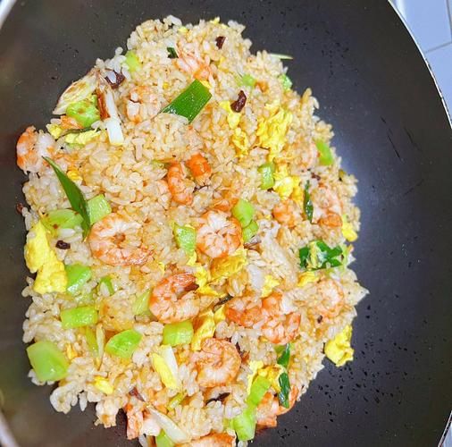 虾仁蛋炒饭怎么做_家常虾仁蛋炒饭做法-第2张图片-山城妙识 虾仁蛋炒饭怎么做_家常虾仁蛋炒饭做法-第2张图片-山城妙识