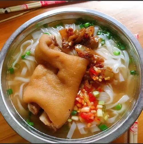 猪脚粉图片大全_哪里能看到高清图-第1张图片-山城妙识