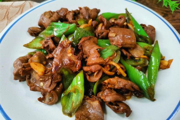 鸡胗炒尖椒怎么做好吃_鸡胗炒尖椒做法窍门-第1张图片-山城妙识 鸡胗炒尖椒怎么做好吃_鸡胗炒尖椒做法窍门-第1张图片-山城妙识