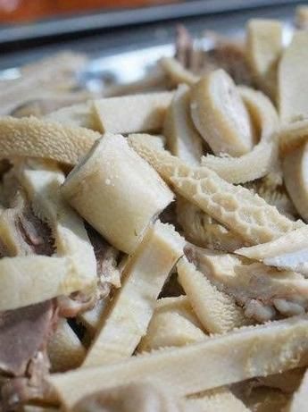 熬羊杂碎怎么熬才白_熬羊杂碎放什么去腥-第1张图片-山城妙识 熬羊杂碎怎么熬才白_熬羊杂碎放什么去腥-第1张图片-山城妙识