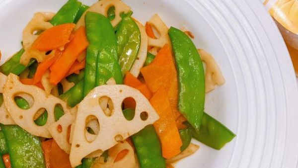 藕炒荷兰豆怎么做_藕炒荷兰豆要焯水吗-第2张图片-山城妙识