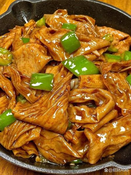 尖椒炒豆皮怎么做好吃_尖椒炒豆皮的家常做法-第3张图片-山城妙识