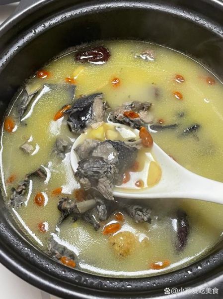 乌鸡汤怎么炖才好喝_乌鸡汤炖多久最香-第1张图片-山城妙识