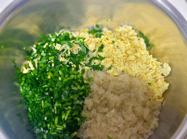 韮莱合盒子怎么做_韮莱合盒子家常做法-第1张图片-山城妙识 韮莱合盒子怎么做_韮莱合盒子家常做法-第1张图片-山城妙识