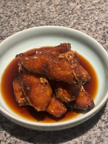 熏鱼怎么做好吃_家常熏鱼做法视频教程-第1张图片-山城妙识