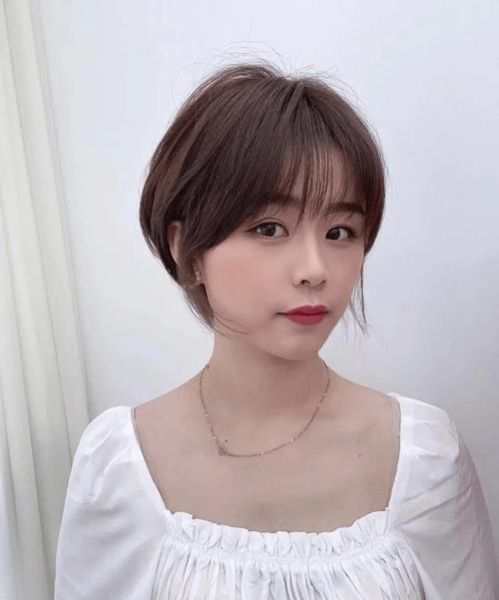 大饼脸适合什么短发_圆脸短发怎么剪显脸小-第2张图片-山城妙识