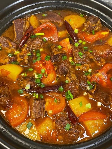 西红柿土豆炖牛腩怎么做_牛腩炖多久才软烂-第2张图片-山城妙识 西红柿土豆炖牛腩怎么做_牛腩炖多久才软烂-第2张图片-山城妙识