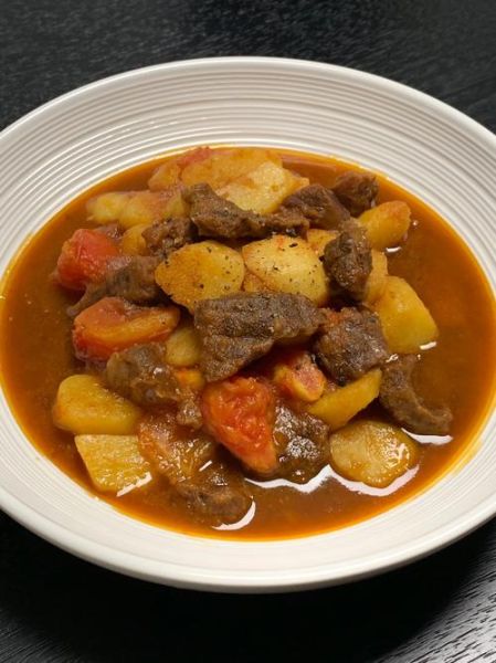 西红柿土豆炖牛腩怎么做_牛腩炖多久才软烂-第3张图片-山城妙识 西红柿土豆炖牛腩怎么做_牛腩炖多久才软烂-第3张图片-山城妙识