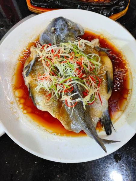 清蒸鲤鱼要蒸多久_蒸多久才熟-第1张图片-山城妙识 清蒸鲤鱼要蒸多久_蒸多久才熟-第1张图片-山城妙识