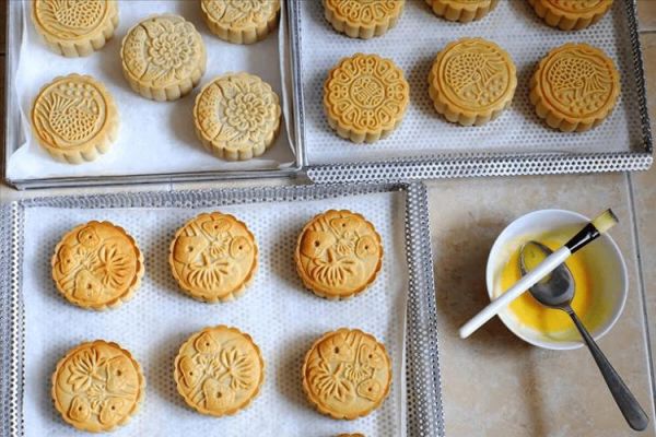 月饼的做法全过程视频_新手也能一次成功-第2张图片-山城妙识