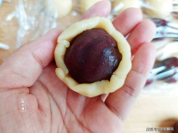 月饼的做法全过程视频_新手也能一次成功-第1张图片-山城妙识