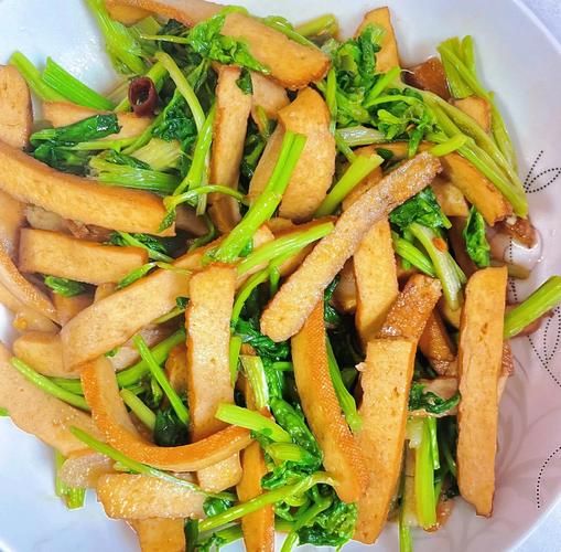 芹菜香干怎么炒才好吃_正宗做法步骤-第3张图片-山城妙识 芹菜香干怎么炒才好吃_正宗做法步骤-第3张图片-山城妙识