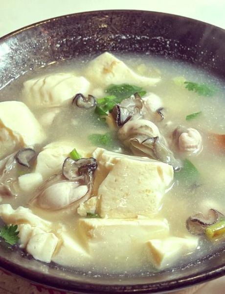 海蛎子豆腐汤的营养价值_怎么做最补钙-第1张图片-山城妙识