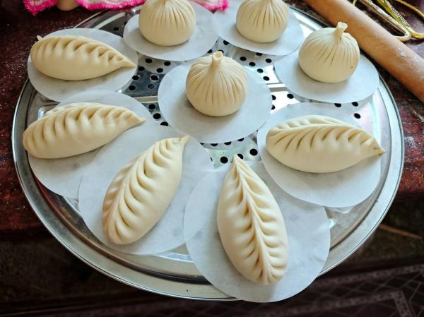 花样包子包法图解_新手怎么捏褶子-第2张图片-山城妙识 花样包子包法图解_新手怎么捏褶子-第2张图片-山城妙识