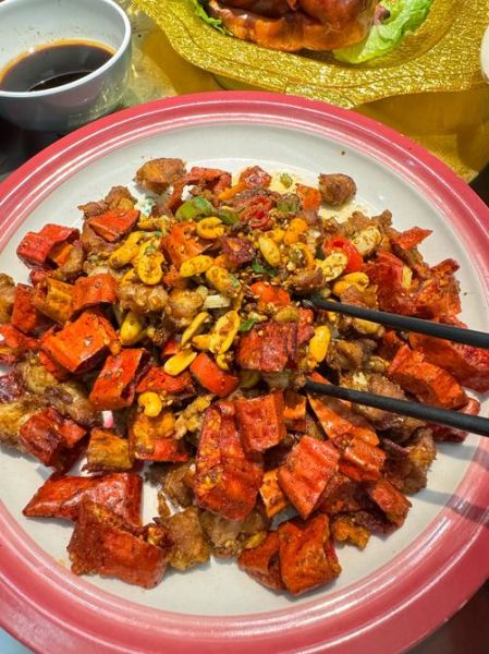 怎样烤乳猪_烤乳猪需要多长时间-第3张图片-山城妙识