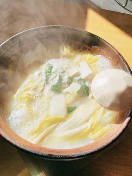 白菜豆腐砂锅怎么做_砂锅白菜豆腐需要焯水吗-第2张图片-山城妙识