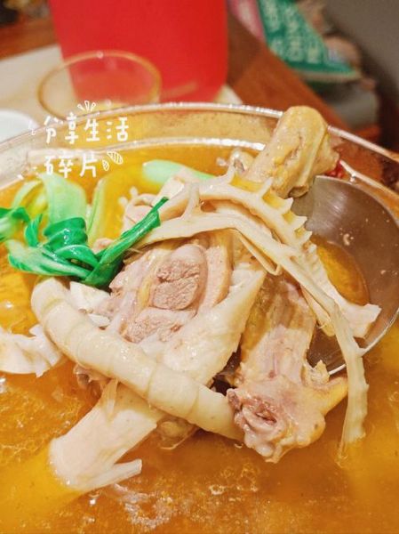 笋干火腿老鸭煲怎么做_老鸭煲笋干火腿先放哪个-第3张图片-山城妙识 笋干火腿老鸭煲怎么做_老鸭煲笋干火腿先放哪个-第3张图片-山城妙识