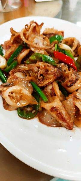 爆炒鱿鱼筒怎么做好吃_爆炒鱿鱼筒做法技巧-第2张图片-山城妙识 爆炒鱿鱼筒怎么做好吃_爆炒鱿鱼筒做法技巧-第2张图片-山城妙识