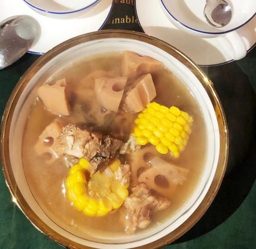 玉米莲藕排骨汤电饭煲怎么做_电饭煲炖汤要多久-第3张图片-山城妙识 玉米莲藕排骨汤电饭煲怎么做_电饭煲炖汤要多久-第3张图片-山城妙识