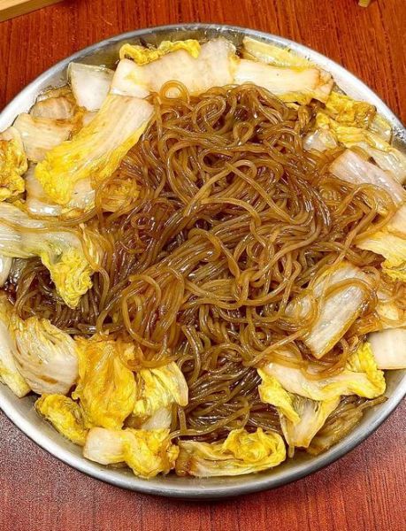 洋白菜炒粉怎么炒不粘锅_洋白菜炒粉家常做法-第2张图片-山城妙识 洋白菜炒粉怎么炒不粘锅_洋白菜炒粉家常做法-第2张图片-山城妙识