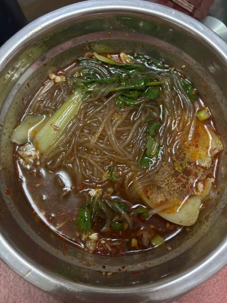 酸辣粉家常做法_酸辣粉怎么做好吃-第3张图片-山城妙识 酸辣粉家常做法_酸辣粉怎么做好吃-第3张图片-山城妙识