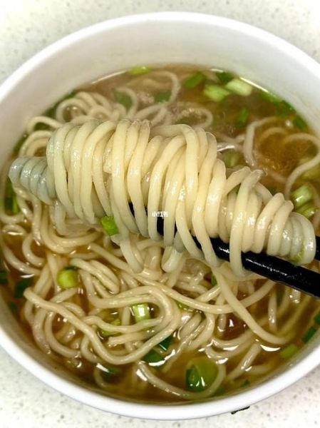 阳春面汤汁怎么调_正宗配方与比例-第3张图片-山城妙识 阳春面汤汁怎么调_正宗配方与比例-第3张图片-山城妙识