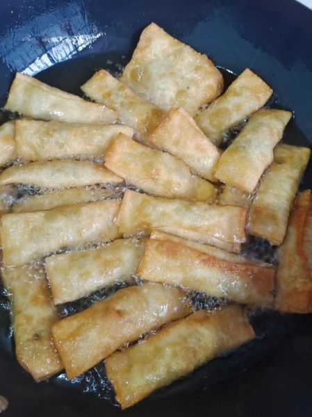 鸡蛋春卷皮怎么做_鸡蛋春卷皮做法视频-第1张图片-山城妙识