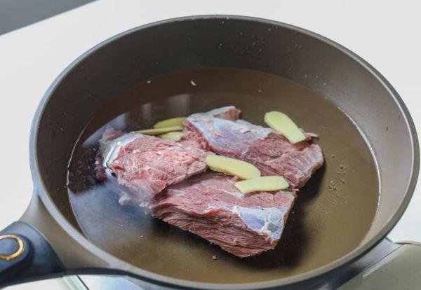 牛肉怎么炖才软烂_牛肉焯水用冷水还是热水-第1张图片-山城妙识 牛肉怎么炖才软烂_牛肉焯水用冷水还是热水-第1张图片-山城妙识